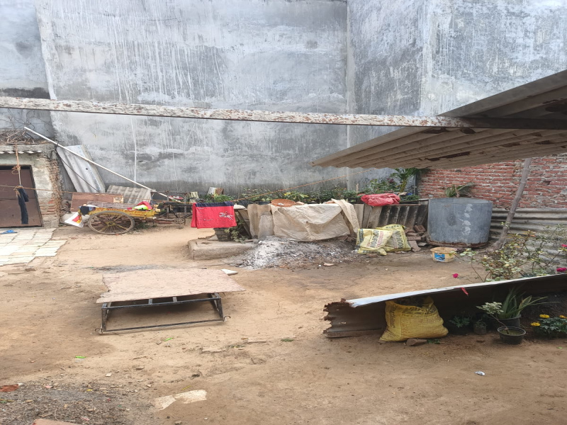 810 Sq.ft. Residential Plot for Sale in Phase 6, Aya Nagar, Delhi ...